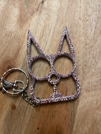 Cute Kitty Knuckle Keychain *Cheetah Print* – Stunning Safety